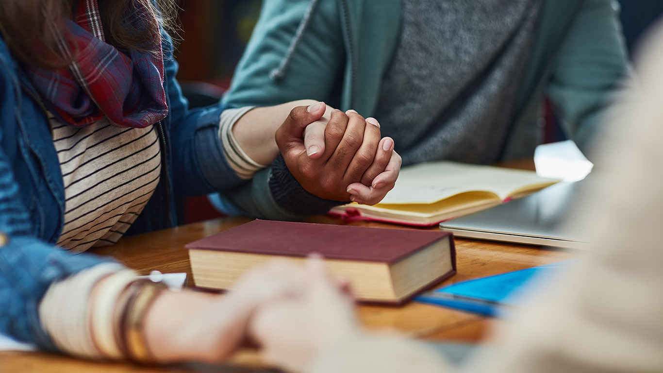 ‘Schools are not God-free zones’: Texas lawmakers consider optional ...