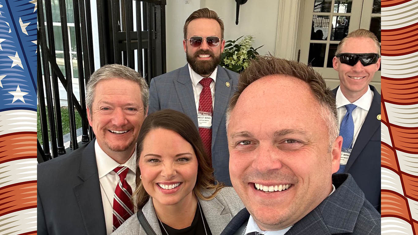 Tim Jones and the Missouri Freedom Caucus visit the White House ...